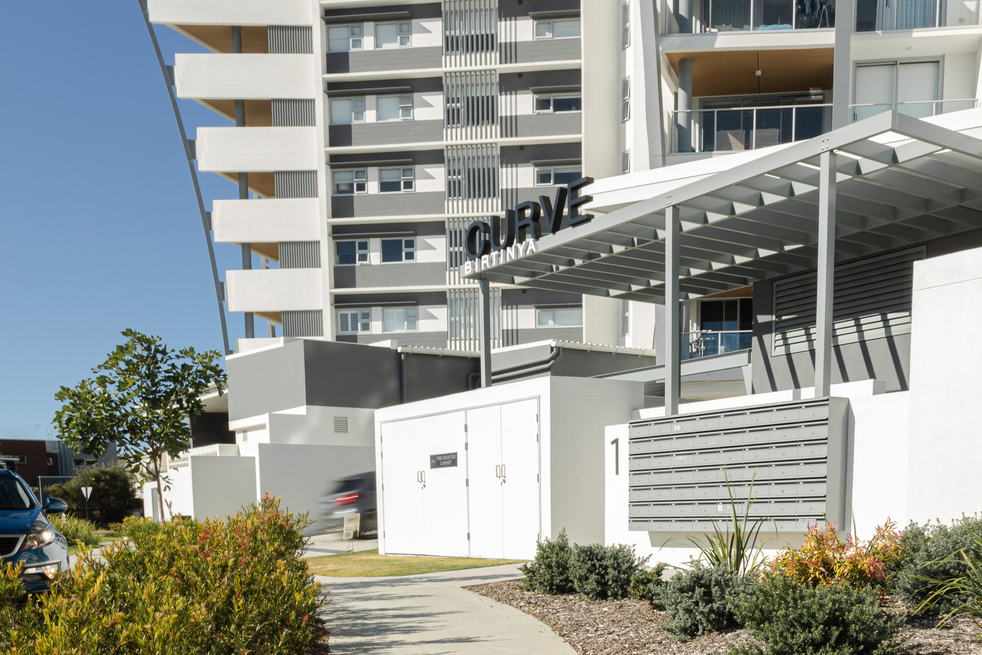 Curve - Sunquest Signs